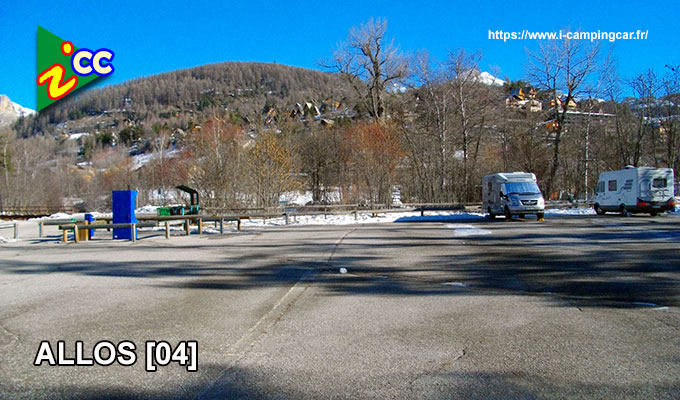 ALLOS : Aire de Services et de Stationnement pour Camping Cars En ...